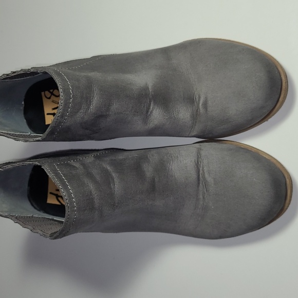 Dolce Vita | Shoes | Dolce Vita Dv8 Womens Bria Ankle Gray Bootie Womens Wedge Pull On Sz 8 Used ...